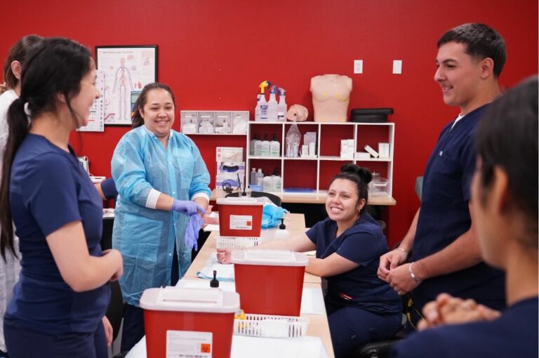 6 Things to Look For in Medical Assistant Programs | CALRegional